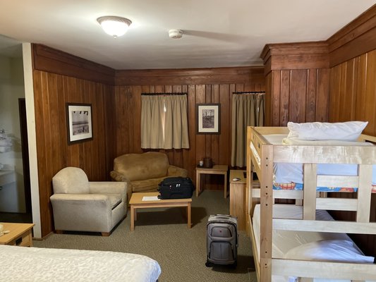 PERE MARQUETTE LODGE & CONFERENCE CENTER - Updated February 2025 - 163 ...