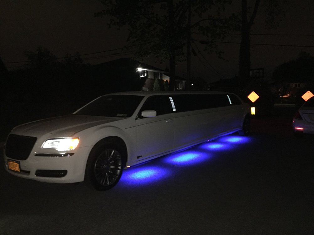 SKI’S UNLIMITED LIMOUSINE - Updated October 2025 - 21 Photos & 11 ...