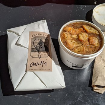 Beecher’s Handmade Cheese - Takeout & Delivery - 4051 Photos & 2918 ...
