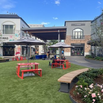 BRIDGEPORT VILLAGE - Updated October 2025 - 135 Photos & 114 Reviews ...