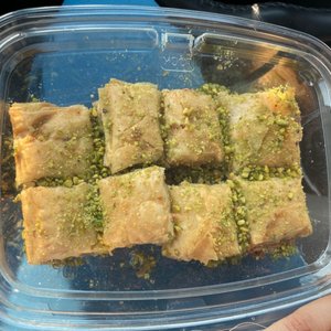 ALIDA’S BAKERY - 57 Photos & 43 Reviews - 607 SE Everett Mall Way ...