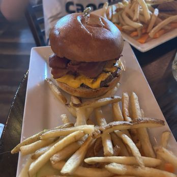 LITTLE BARN - Updated December 2025 - 224 Photos & 328 Reviews - 1050 ...