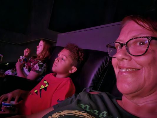 THE HUB ENTERTAINMENT CENTER - Updated December 2025 - 16601 W S Ave ...