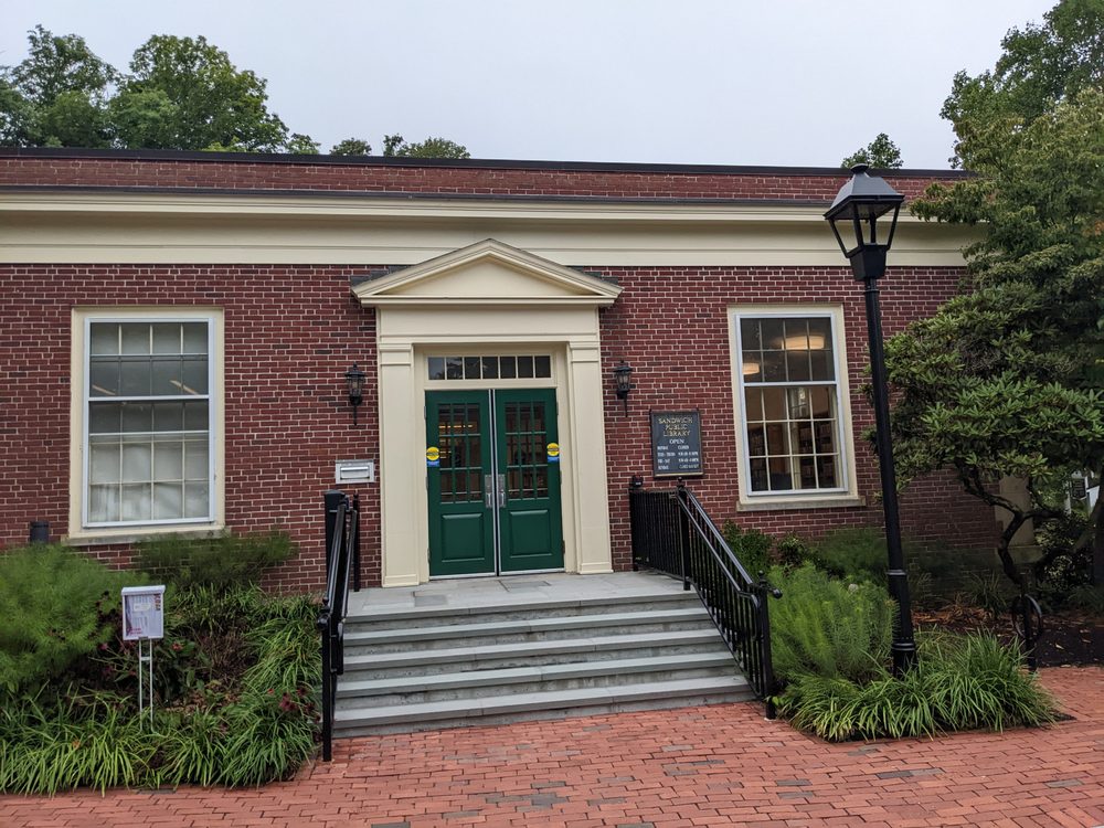 SANDWICH PUBLIC LIBRARY - Updated May 2026 - 14 Photos - 142 Main St ...