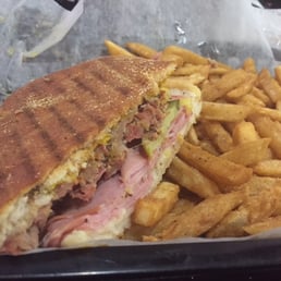 KNUCKLEHEADS - 277 Photos & 390 Reviews - 9 North Main St, Wallingford ...