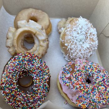 EARLY BIRD DONUTS - Updated October 2025 - 172 Photos & 192 Reviews ...