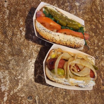 DAZZOS CHICAGO STYLE EATERY - Updated August 2025 - 222 Photos & 216 ...