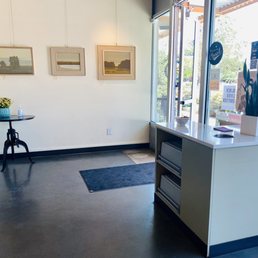 FRESH FLOURS - Updated June 2025 - 264 Photos & 195 Reviews - 1624 S ...