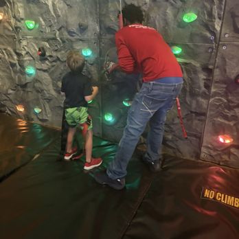 PINSTACK - Updated December 2025 - 188 Photos & 265 Reviews - 635 ...