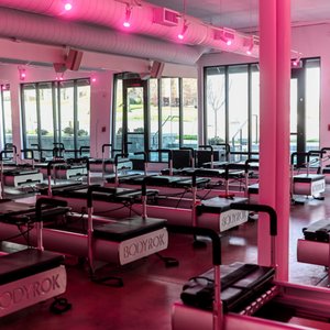 HOTBOX FITNESS - Updated August 2024 - 22 Photos & 59 Reviews - 1006 ...