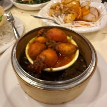 TREMENDOUS CHINESE RESTAURANT - Updated December 2025 - 192 Photos ...