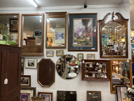 MAHON FAMILY STORE - Updated December 2025 - 19 Photos - 306 Maple St ...