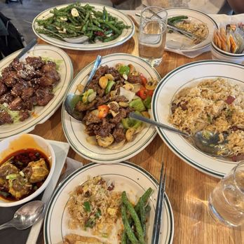 MCCB CHICAGO 时尚食谱 - Updated December 2025 - 2060 Photos & 1096 Reviews ...