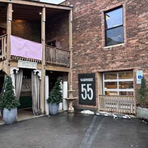 THE RUSTIC FOX - Updated October 2025 - 17 Photos - 570 S Schmale Rd ...