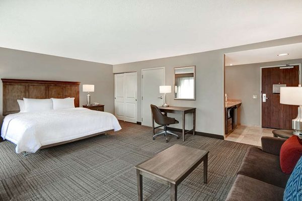 HAMPTON INN & SUITES ALEXANDRIA OLD TOWN AREA SOUTH - 213 Photos & 87 ...