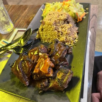 REGGAE JERK HUT - Updated March 2025 - 246 Photos & 167 Reviews - 7001 ...