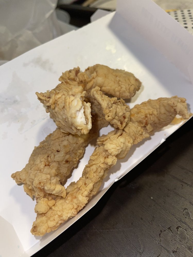 CHURCH’S CHICKEN - 3615 Hwy 83, Laredo, Texas - Chicken Wings ...