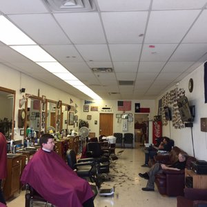 MAIN STREET BARBER SHOP - 20 Photos & 27 Reviews - Barbers - 120 S Main ...