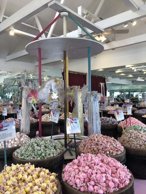 CAROUSEL TAFFY - 84 Photos & 77 Reviews - 845 Embarcadero, Morro Bay ...