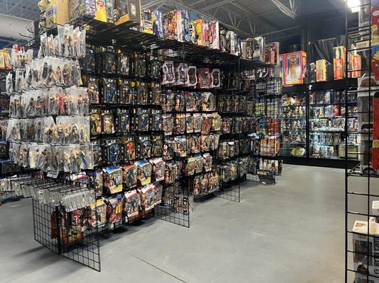 THE TOY PIT - 65 Photos & 22 Reviews - 9402 Uptown Dr, Indianapolis ...