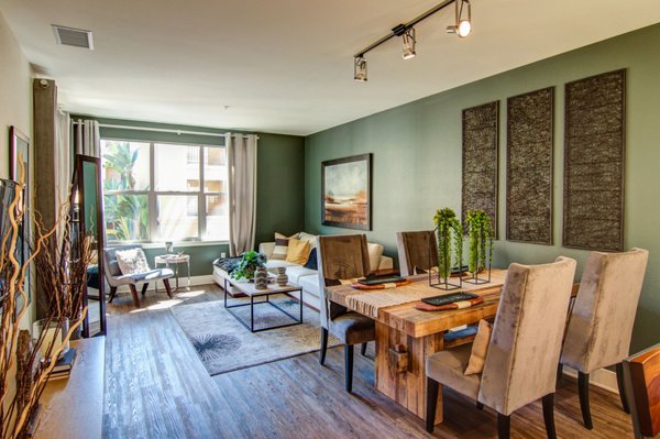 PACIFIC RIDGE APARTMENTS - Updated April 2025 - 252 Photos & 160 ...