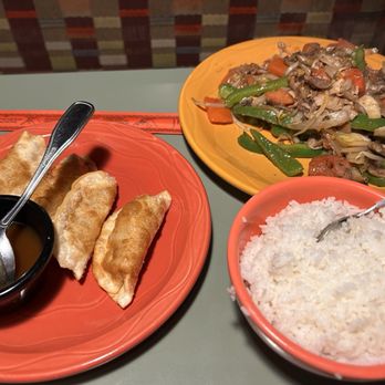 HUHOT MONGOLIAN GRILL - Updated September 2025 - 97 Photos & 108 ...