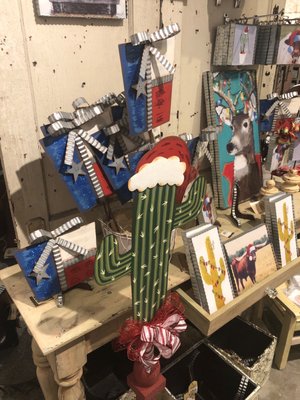 THE ROUND TOP COLLECTION GALLERY KATY - Updated December 2025 - 14 ...