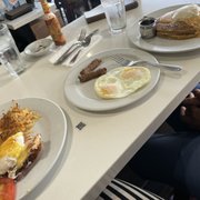 BEA BEA’S - 4690 Photos & 4126 Reviews - Breakfast & Brunch - 353 N ...