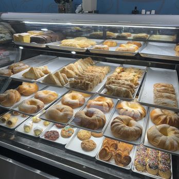 FORTUNA BAKERY & CAFE - Updated December 2025 - 441 Photos & 387 ...