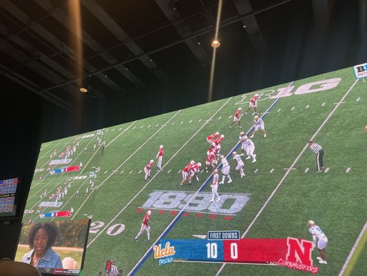 LET IT FLY - WEST - Updated August 2025 - 25 Photos & 23 Reviews - 1311 ...