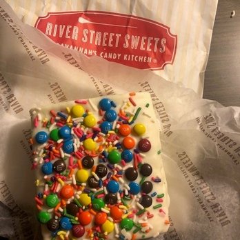 RIVER STREET SWEETS - Updated October 2025 - 107 Photos & 41 Reviews ...