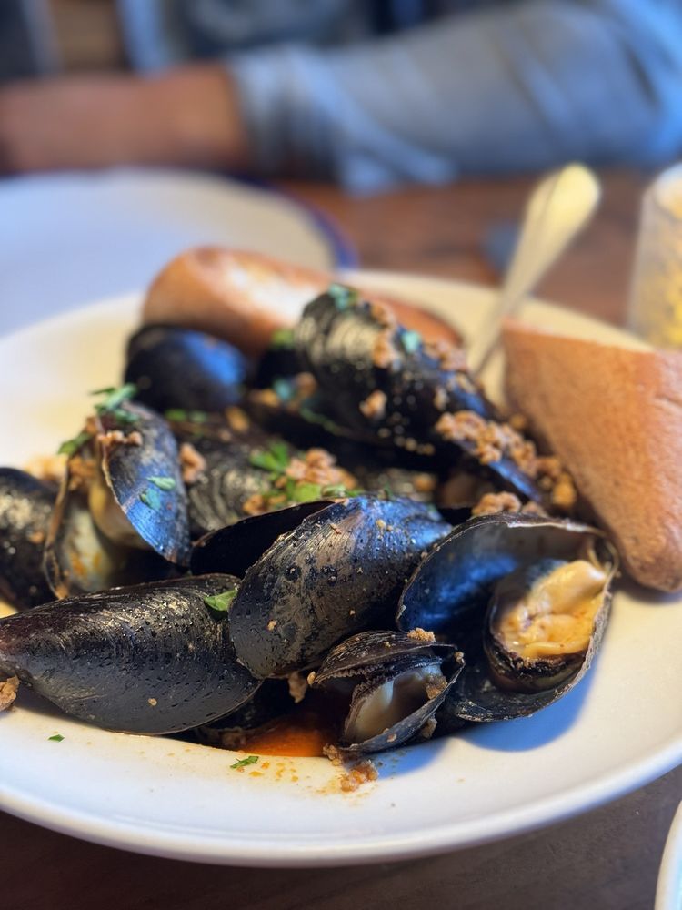 CAFE ZOLA - Updated October 2025 - 739 Photos & 1013 Reviews - 112 W ...