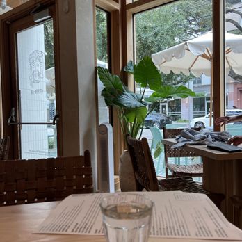 GRAFFITI RAW - Updated June 2024 - 555 Photos & 201 Reviews - 1001 ...