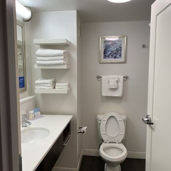 HAMPTON INN CONYERS - Updated August 2025 - 135 Photos & 24 Reviews ...