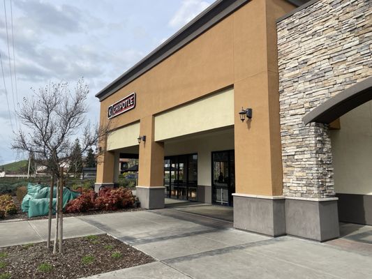 CHIPOTLE MEXICAN GRILL - Updated August 2024 - 134 Photos & 365 Reviews ...