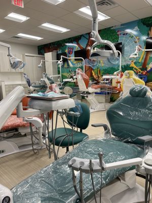 MAGICLAND CHILDREN’S DENTISTRY AND ORTHODONTICS - Updated May 2025 - 36 ...
