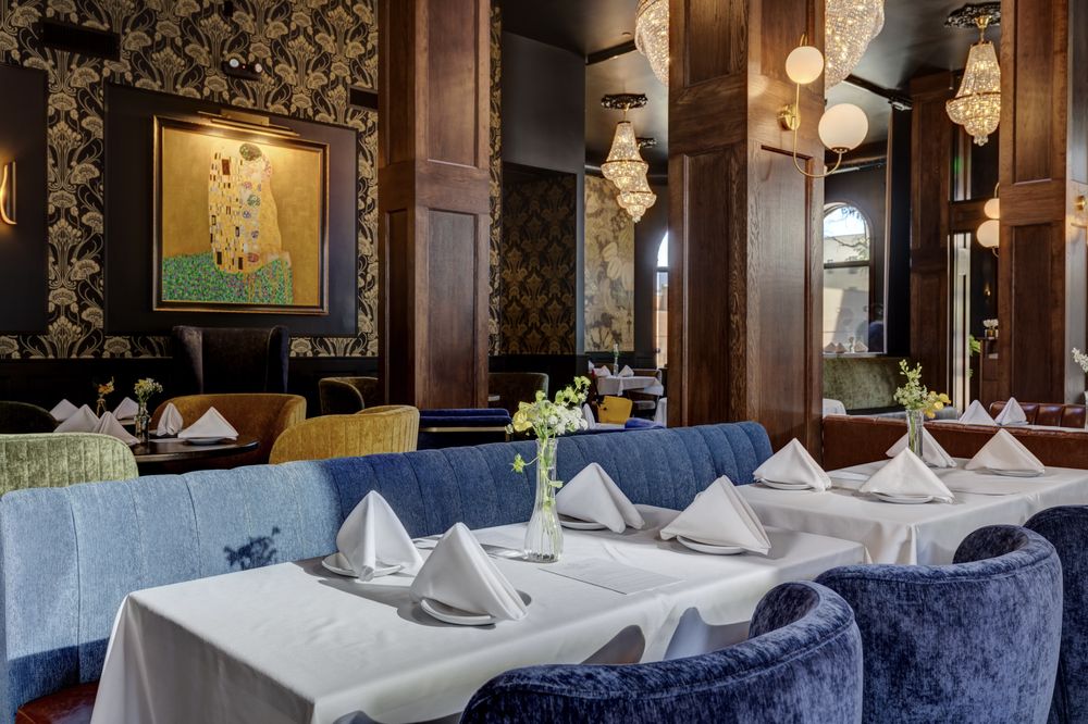 LE RÊVE RESTAURANT & RAW BAR - Updated January 2026 - 29 Photos - 1 E ...