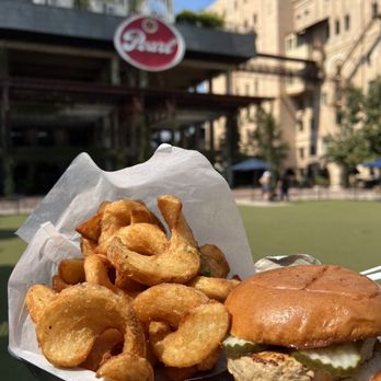 FREIGHT FRIED CHICKEN - Updated January 2026 - 85 Photos & 84 Reviews ...