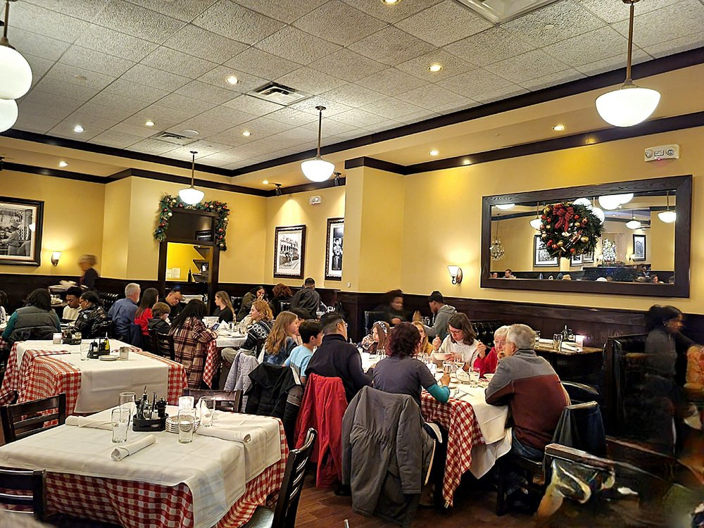 MAGGIANO’S - Updated August 2025 - 736 Photos & 640 Reviews - 6500 ...