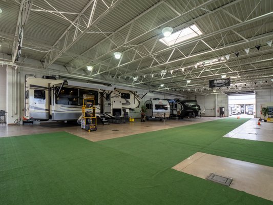 BLUE COMPASS RV COLORADO SPRINGS - Updated December 2025 - 14 Photos ...