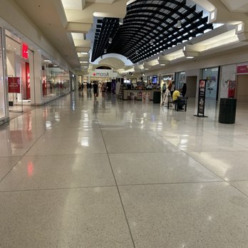 OAKLAND MALL - Updated October 2025 - 21 Photos - 412 W 14 Mile Rd ...