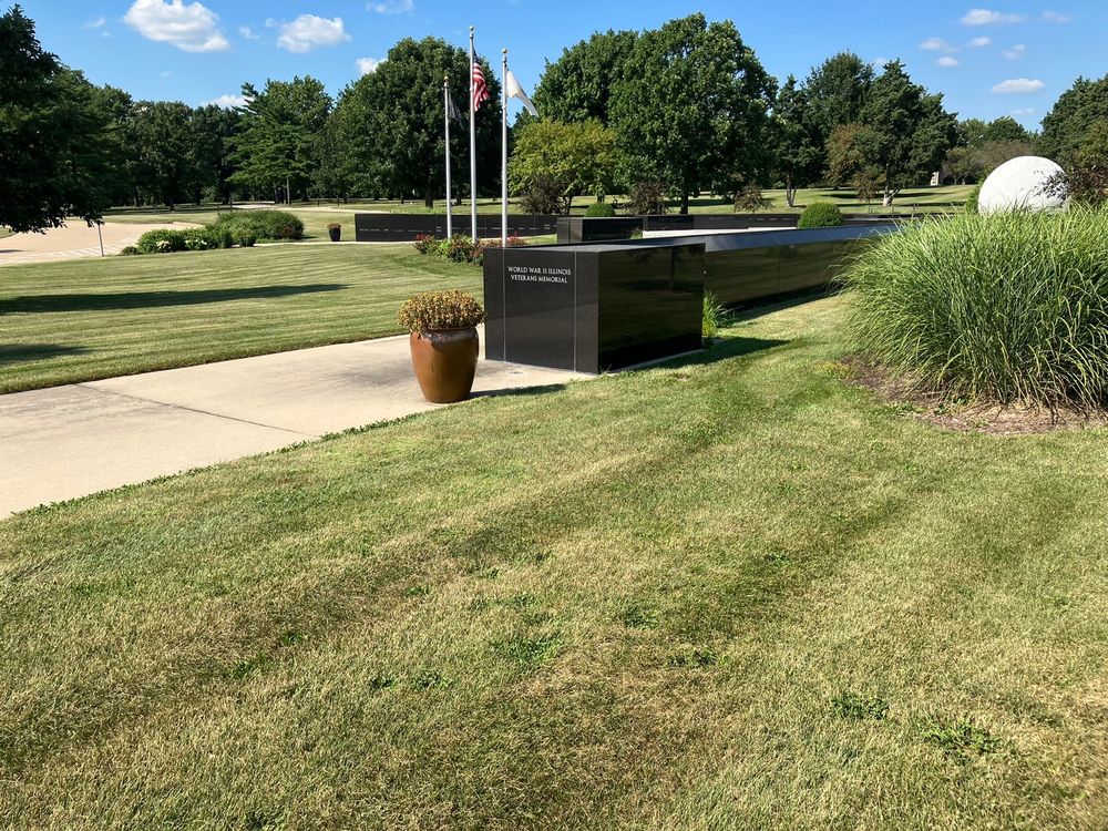 WORLD WAR II ILLINOIS VETERANS MEMORIAL - 19 Photos - David Jones Pkwy ...
