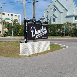 DOUBLES BEACHSIDE - Updated June 2025 - 103 Photos & 134 Reviews - 1612 ...