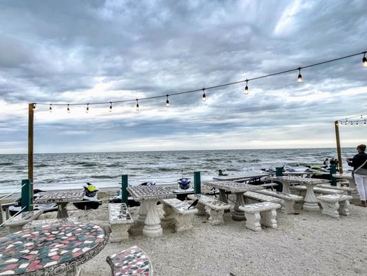 DOC’S BEACH HOUSE - Updated January 2026 - 452 Photos & 637 Reviews ...