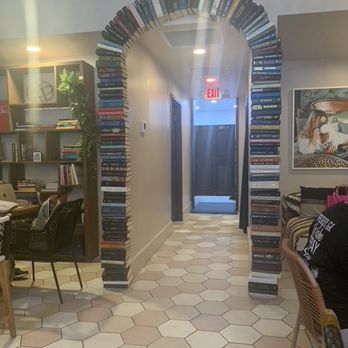 THE READING ROOM - Updated January 2025 - 105 Photos & 55 Reviews - 429 ...