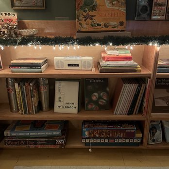 CONSIGNMENT LOUNGE - Updated December 2025 - 56 Photos & 25 Reviews ...