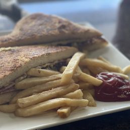 ANGIE’S CAFE - Updated December 2025 - 148 Photos & 89 Reviews - 31 Hwy ...