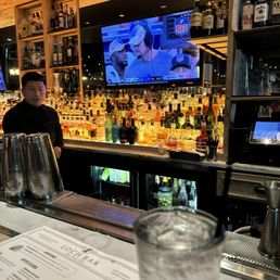 LOCH BAR - Updated December 2025 - 1178 Photos & 628 Reviews - 240 ...