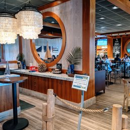 LINE & LURE SEAFOOD KITCHEN & TAP - Updated November 2024 - 447 Photos ...