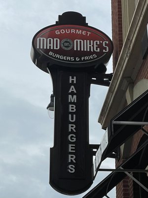 MAD MIKE’S BURGERS & FRIES - Updated March 2025 - 142 Photos & 262 ...